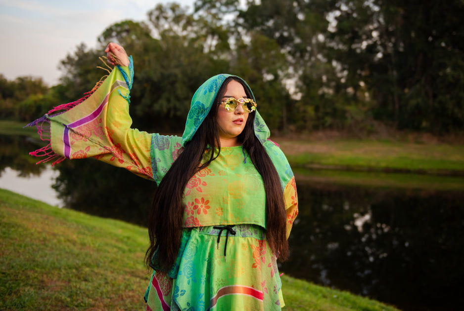 BUTTERFLY BELL PASH TOP | Spunglasses